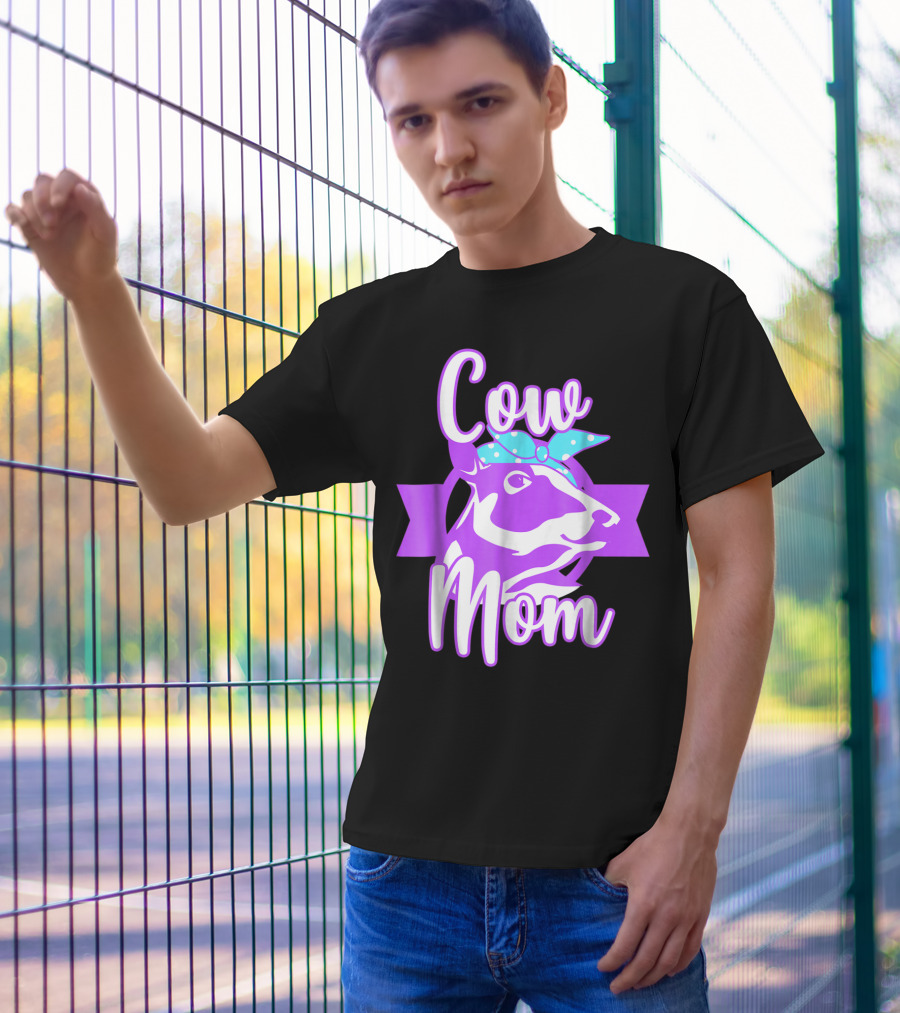 Cow Mom Crazy Cow Lady Dairy Farmer T-Shirt