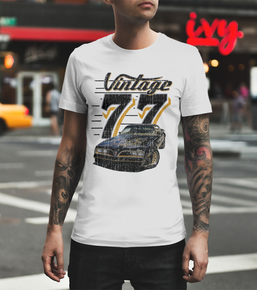 Vintage 77 Smokey And The Bandit 1977 Pontiac Trans Am T-Shirt