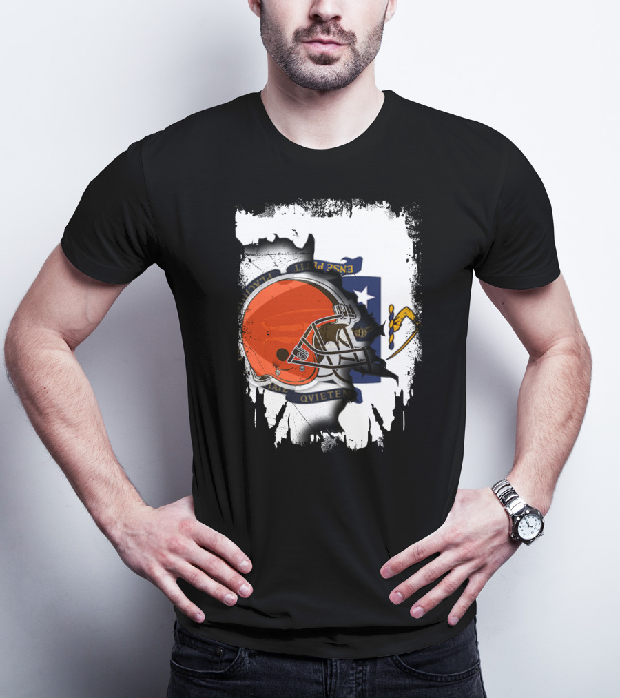 Massachusetts Unites With Cleveland Browns Helmet And State Flag T-Shirt