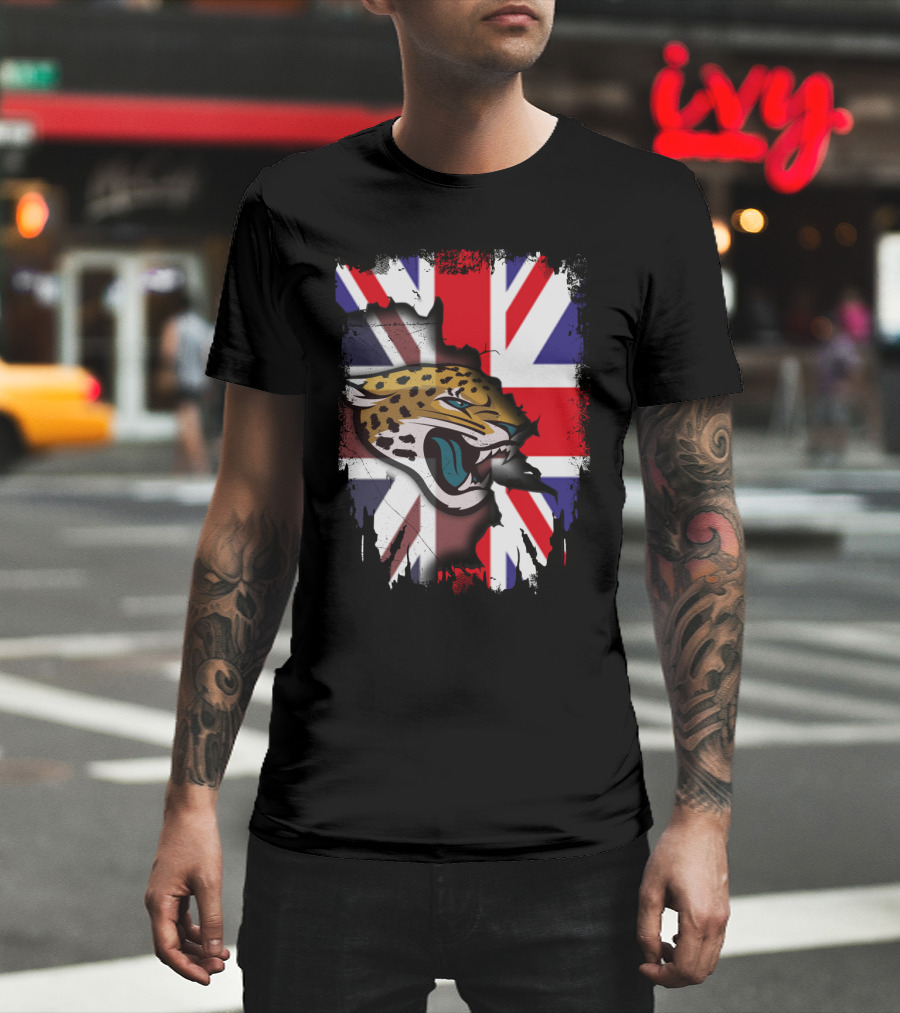 United Kingdom Union Jack Flag With Fierce Jaguar Face T-Shirt