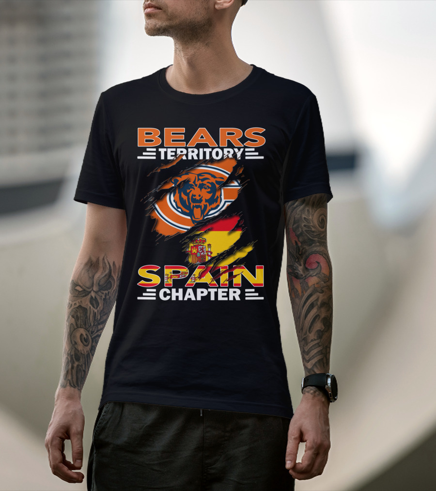 Bears Territory Spain Chapter Chicago Bears Flag T-Shirt