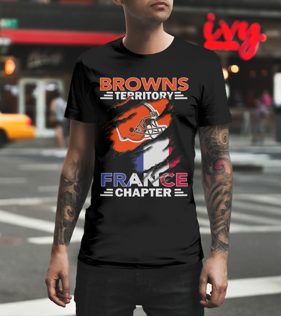 Browns Territory France Chapter Helmet And Flag T-Shirt