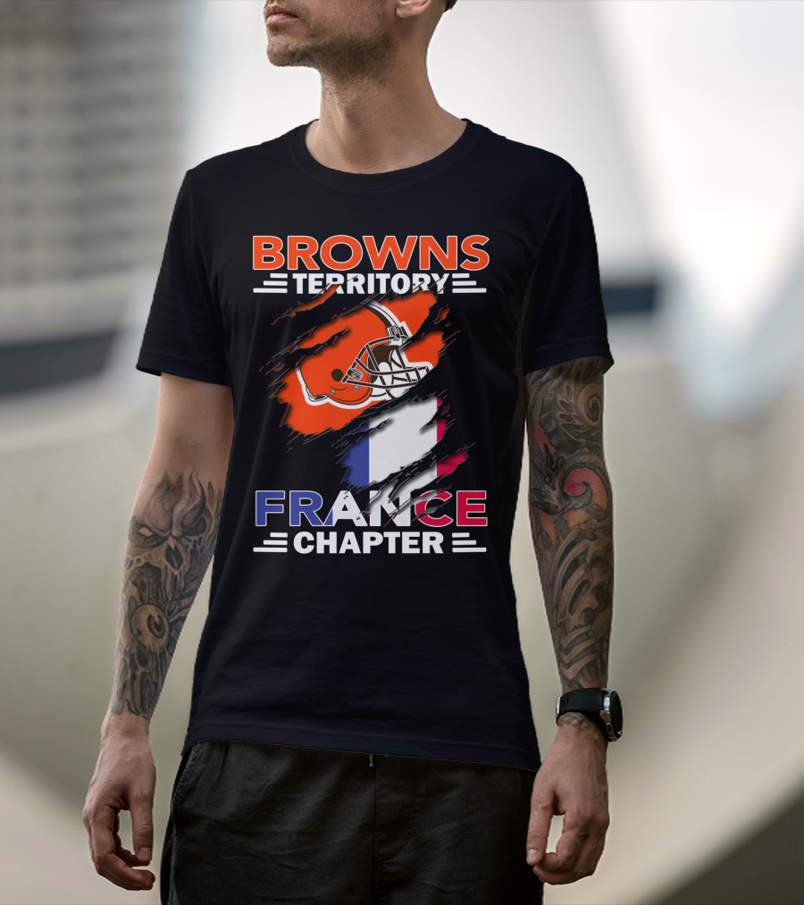 Browns Territory France Chapter Helmet And Flag T-Shirt