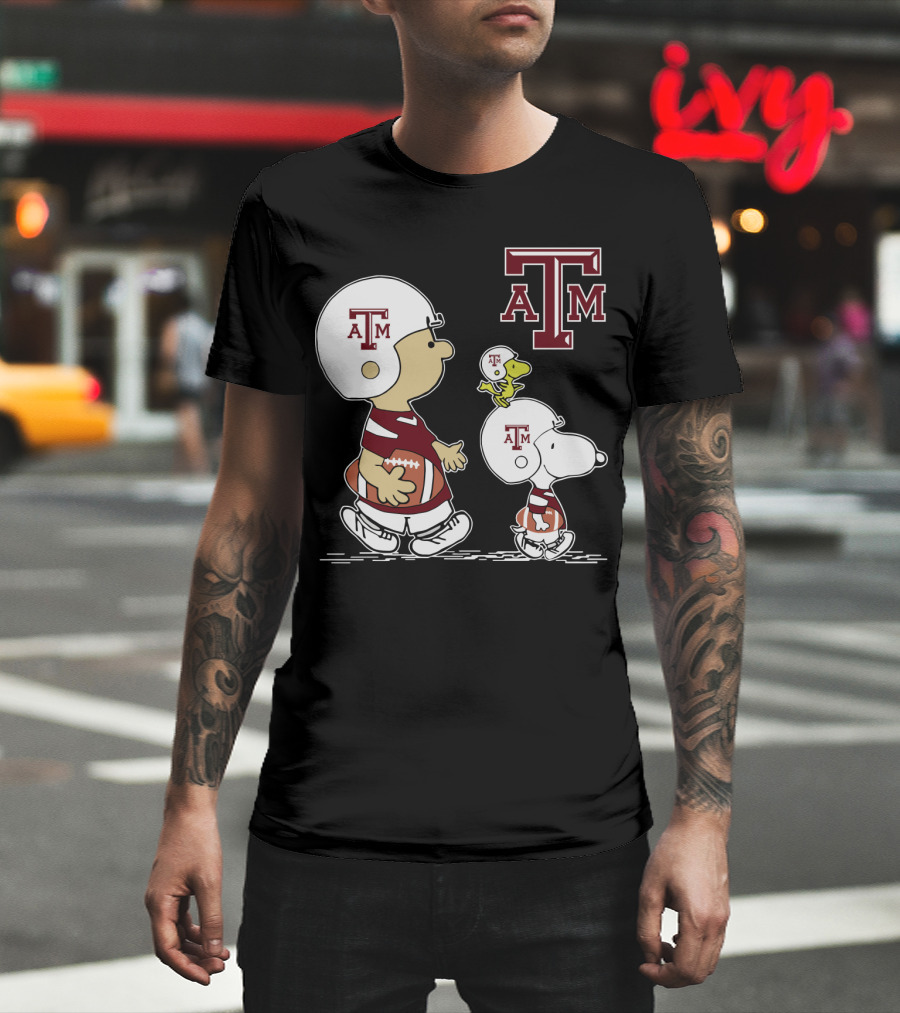Texas A&M Aggies Peanuts Football Characters Snoopy Charlie Brown Woodstock T-Shirt