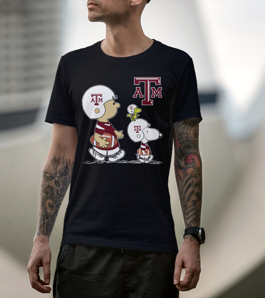 Texas A&M Aggies Peanuts Football Characters Snoopy Charlie Brown Woodstock T-Shirt