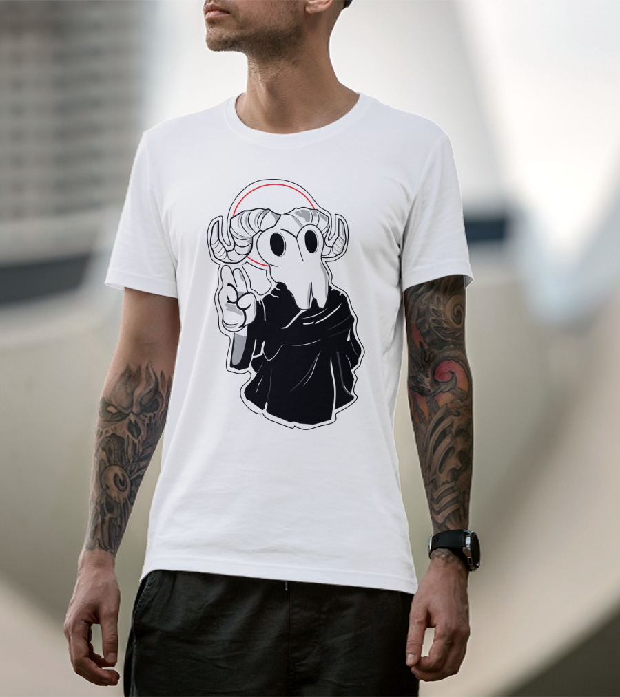Kawaii Beezelbub Satan Evil Skull With Horns And Cloak T-Shirt