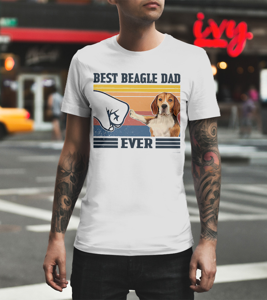 Best Beagle Dad Ever Vintage Fist Bump T-Shirt