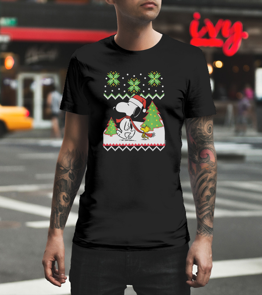 Peanuts Santa Snoopy Woodstock Snow Christmas Trees T-Shirt
