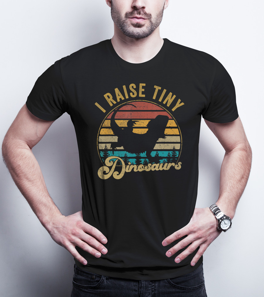 I Raise Tiny Dinosaurs Funny Bearded Dragon Vintage Silhouette Retro Sunset T-Shirt