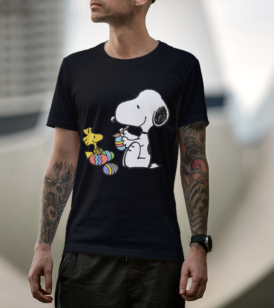 Peanuts Snoopy And Woodstock Painting Easter Eggs T-Shirt