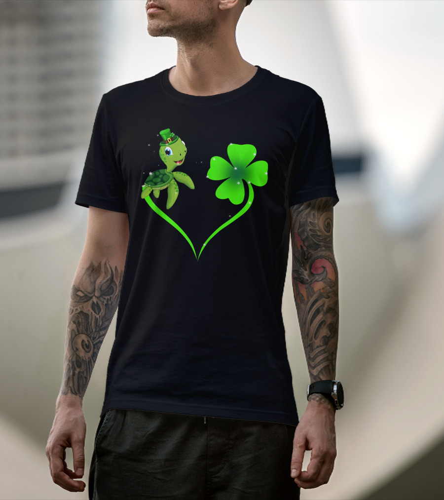 Happy St Patrick's Day Shamrock Turtle With Leprechaun Hat And Green Heart T-Shirt