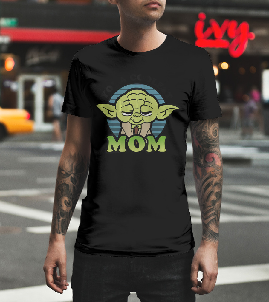 Yoda Coolest Mom Star Wars Cartoon T-Shirt