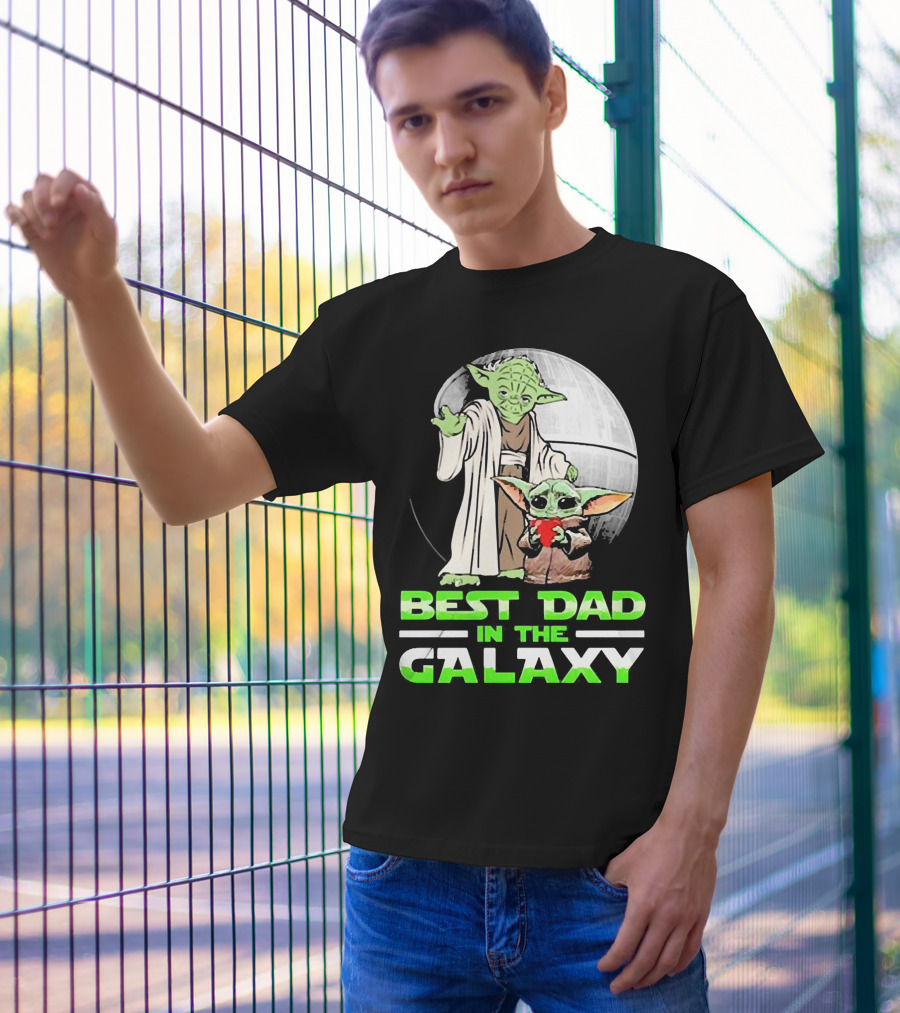 Best Dad In The Galaxy With Yoda And Baby Yoda T-Shirt