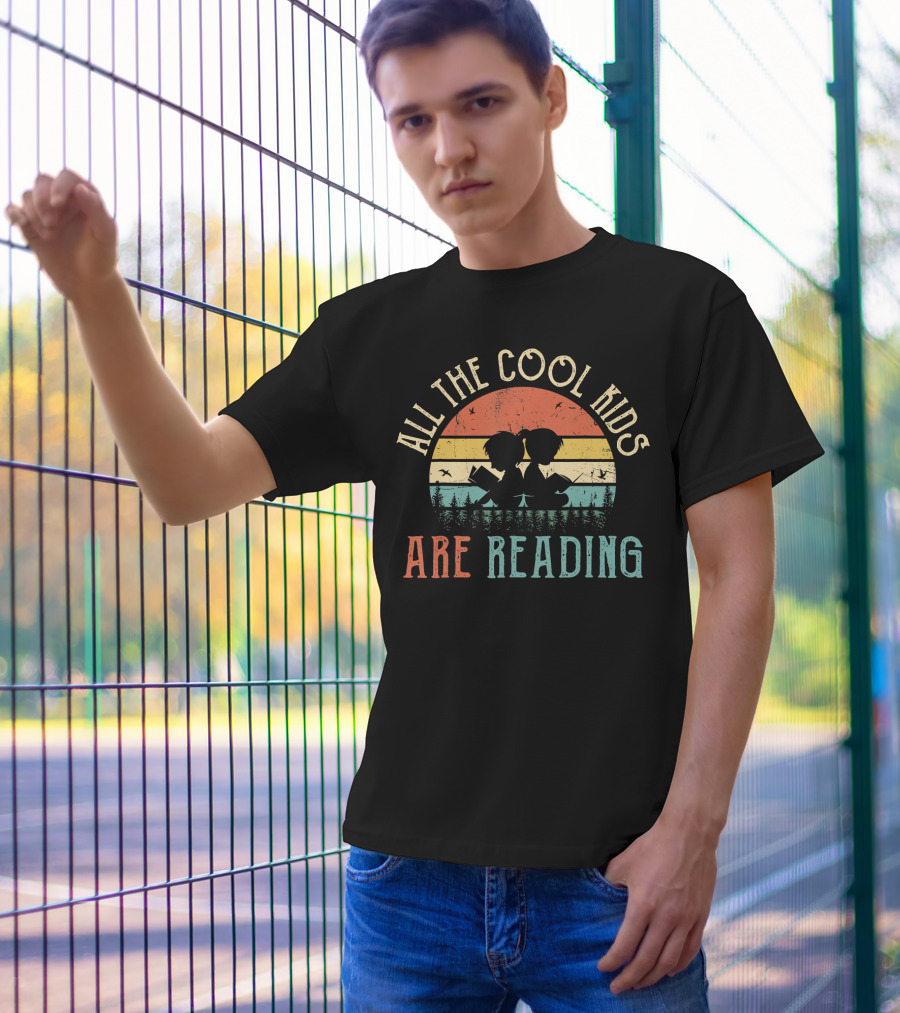 All The Cool Kids Are Reading Vintage Retro Sunset T-Shirt