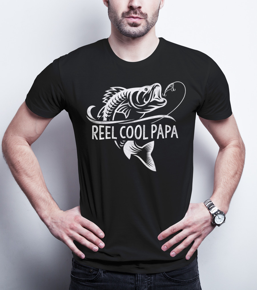 Reel Cool Papa Fishing Dad Father's Day Fisherman Fish T-Shirt