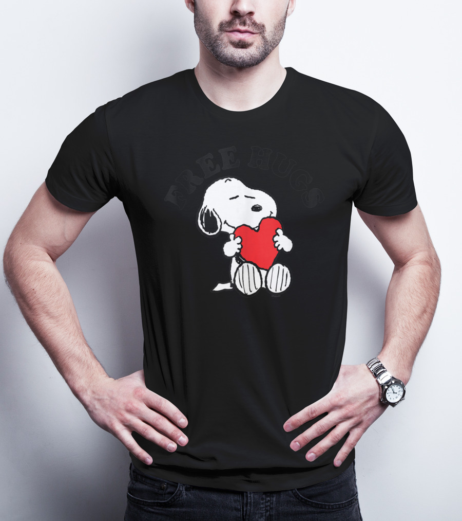 Snoopy Free Hugs Red Heart Peanuts T-Shirt