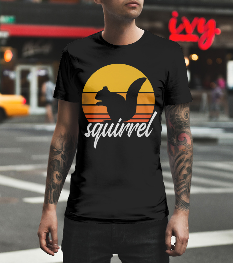 Squirrel Retro Sunset Silhouette Animal Lover Vintage T-Shirt