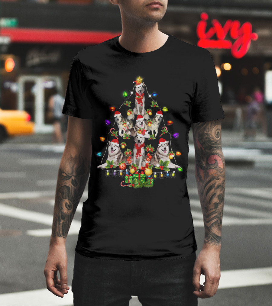 Alaskan Malamute Christmas Tree With Funny Dogs And Festive Lights T-Shirt