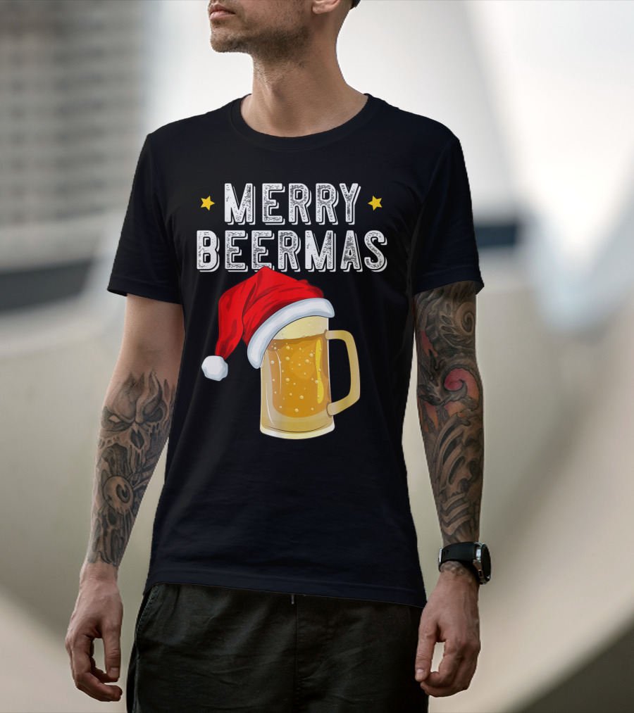 Merry Beermas Christmas Beer Santa Hat Beer Mug T-Shirt