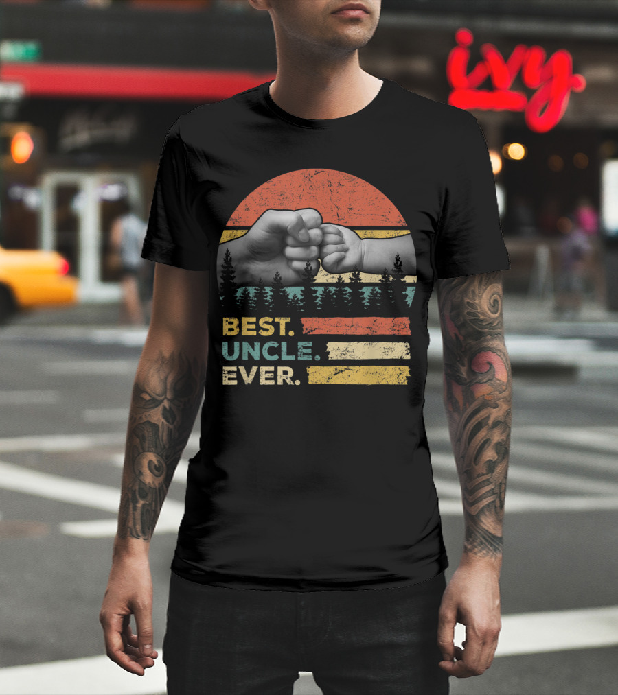 Best Uncle Ever Vintage Forest Fist Bump T-Shirt