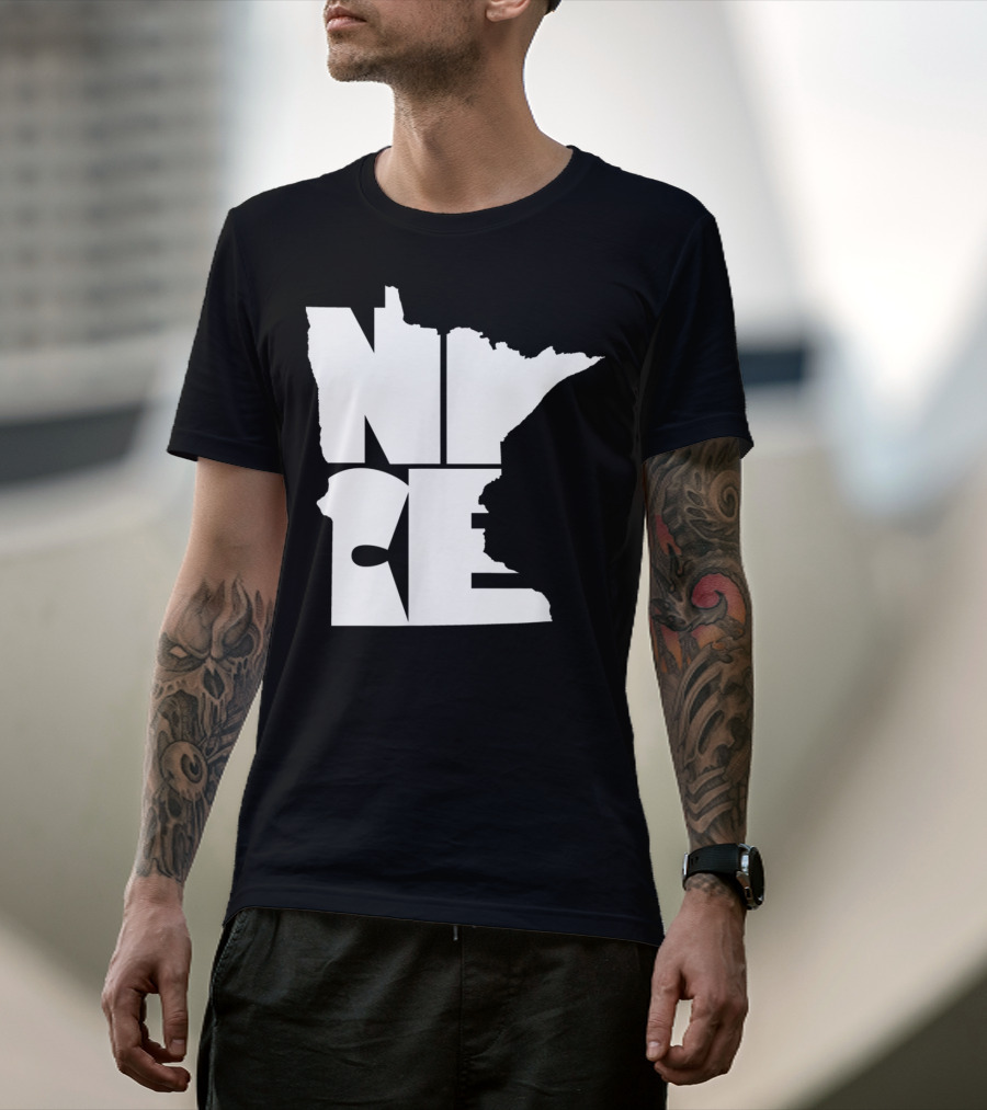 Minnesota Nice Map Outline T-Shirt