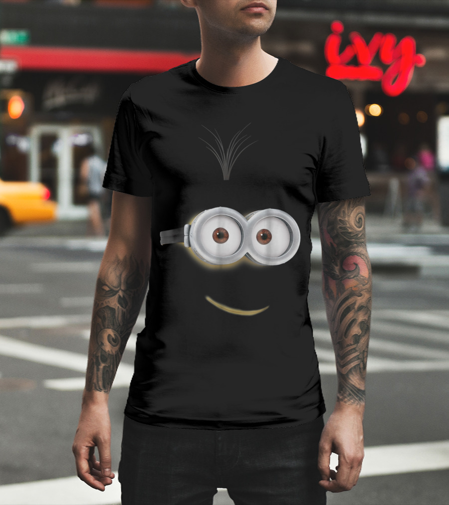 Despicable Me Minions Kevin Face Smile Eyes Goggles Hair T-Shirt