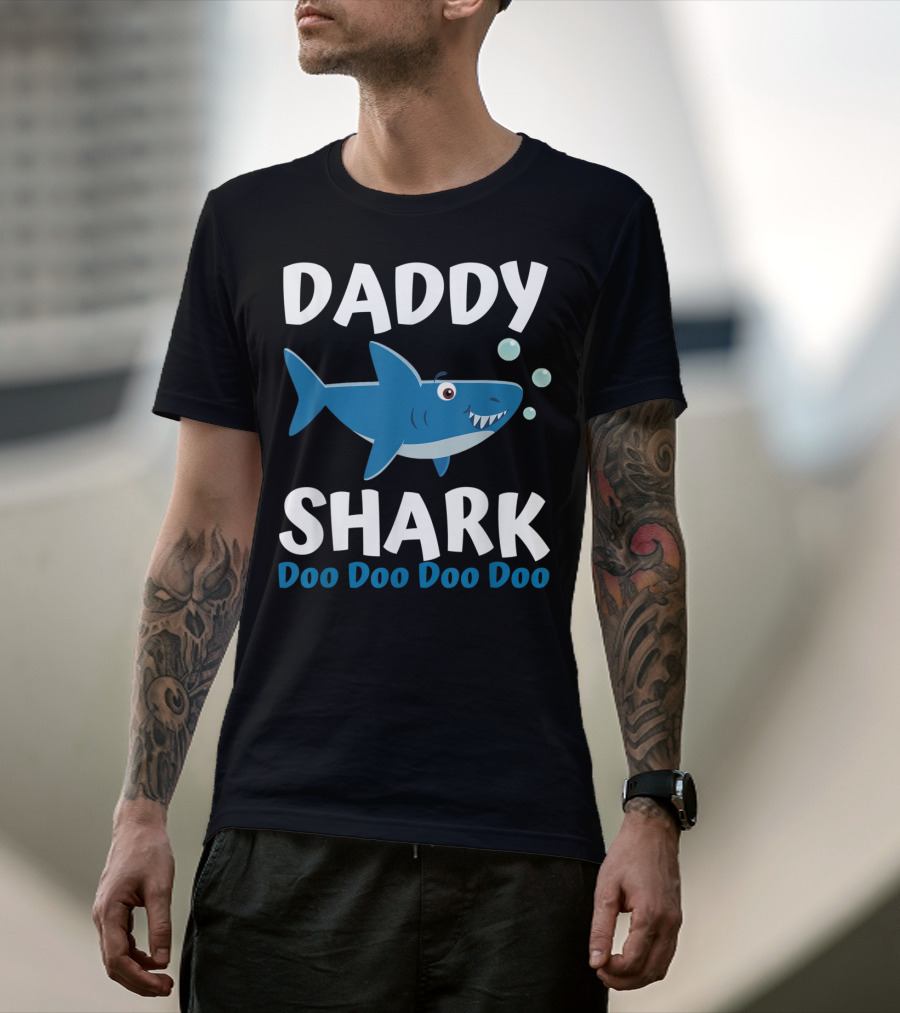 Daddy Shark Doo Doo Doo Doo Father's Day From Wife Son Daughter T-Shirt