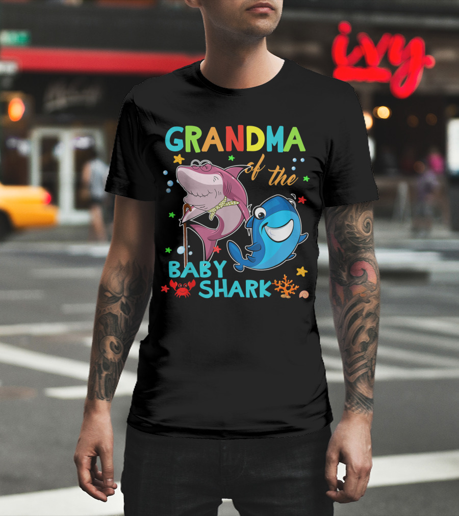 Grandma Of The Baby Shark With Colorful Cartoon Sharks And Sea Creatures T-Shirt