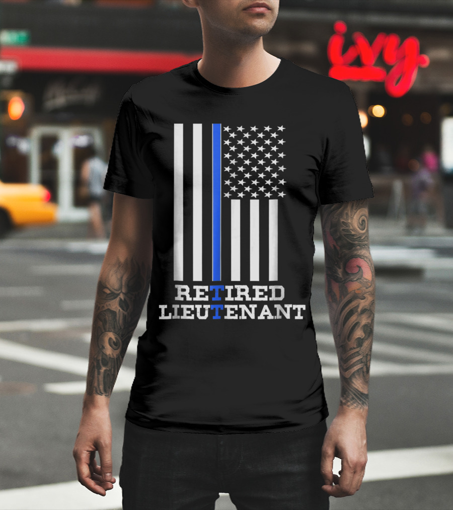 Retired Lieutenant Thin Blue Line American Flag T-Shirt