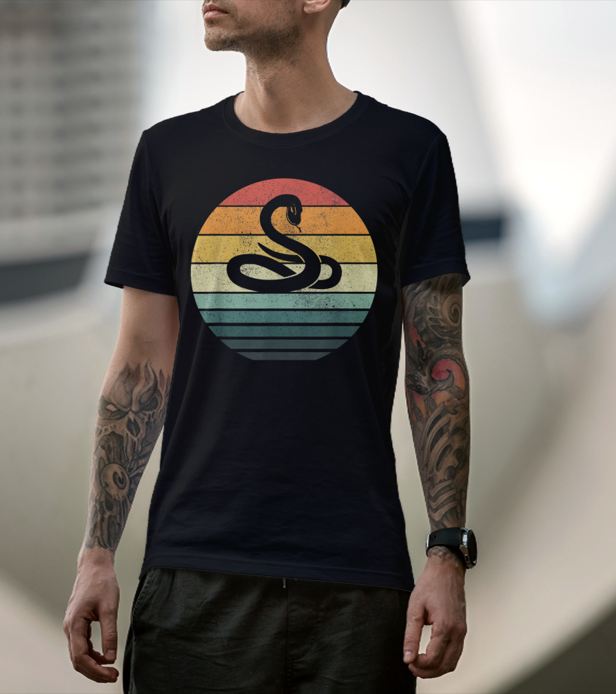 Vintage 70s Snake Sunset Nature Retro Stripes T-Shirt