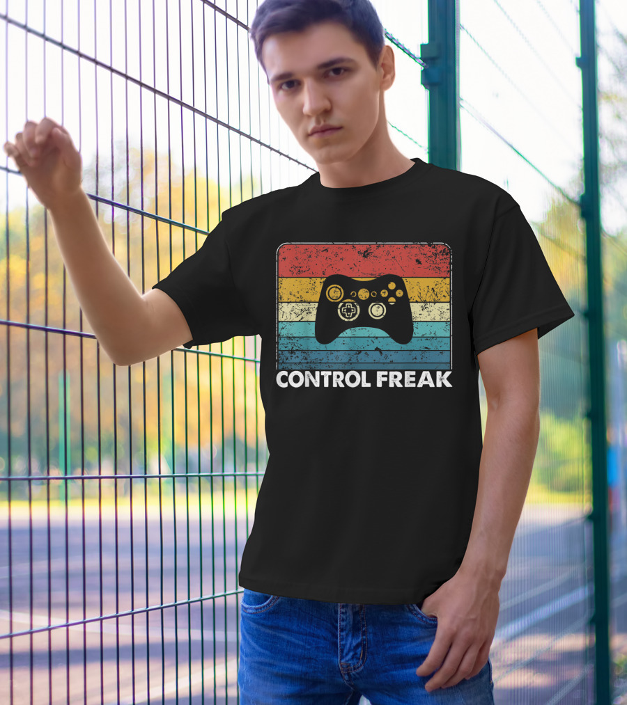 Control Freak Vintage Video Game Controller Retro Stripes T-Shirt