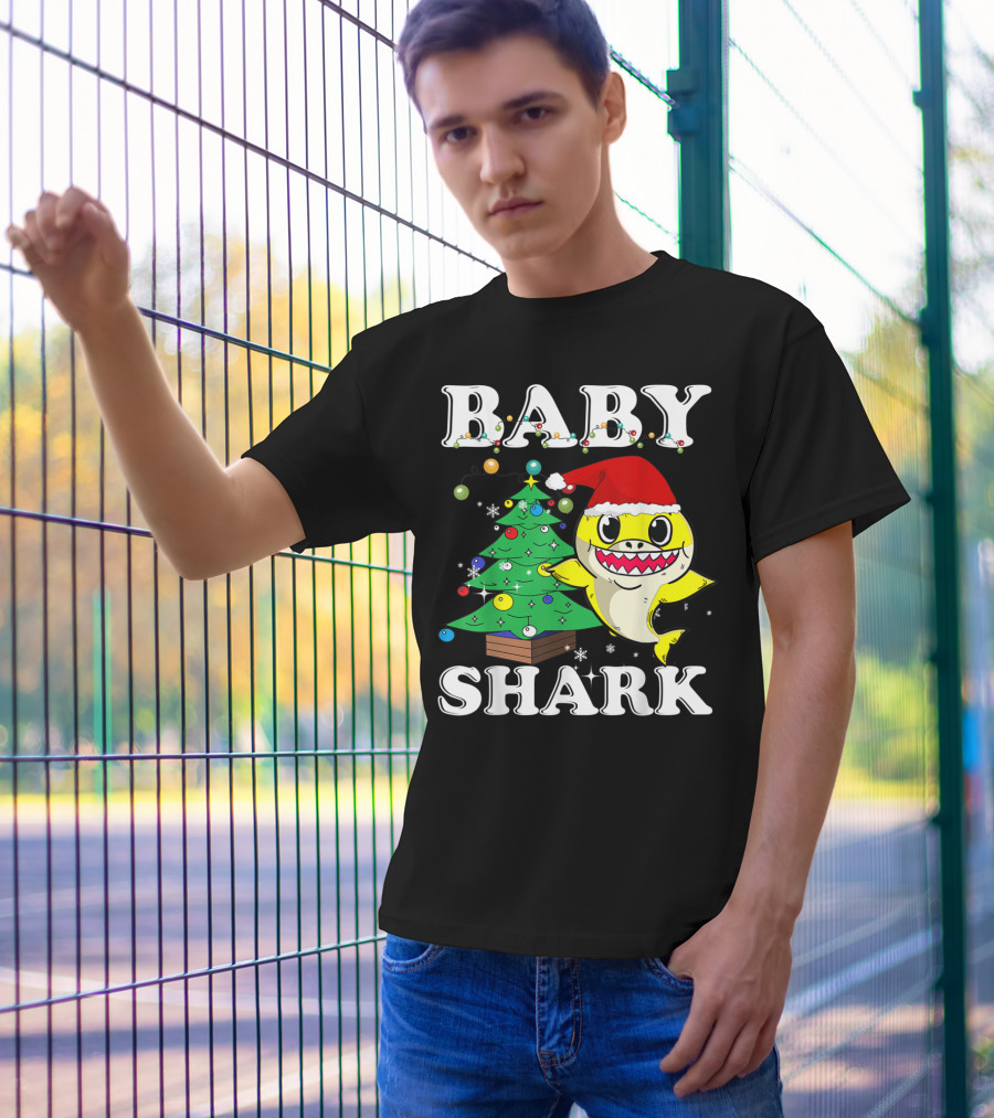 Baby Shark Christmas Tree Santa Hat T-Shirt