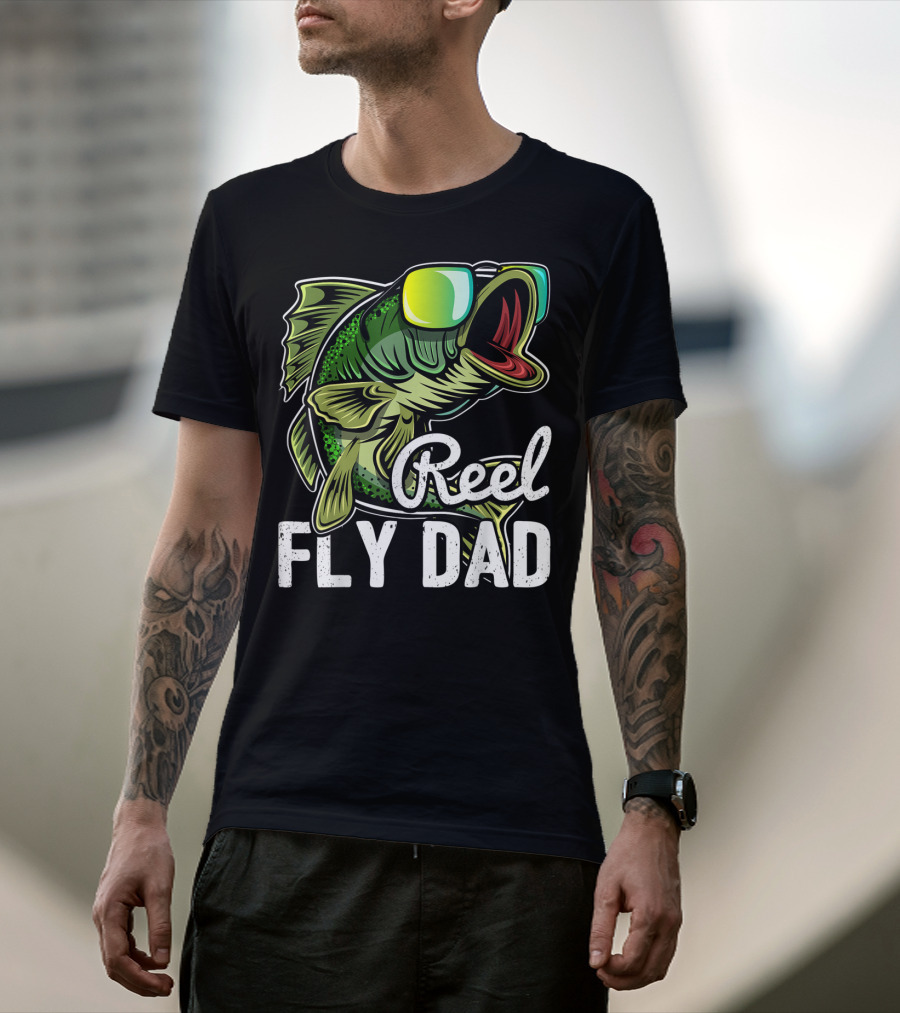Reel Fly Dad Fishing Sunglasses Bass Fly Fishing T-Shirt