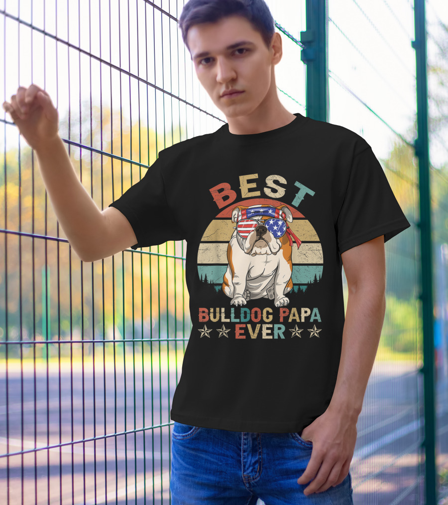 Best Bulldog Papa Ever Vintage Patriotic American Flag Dog T-Shirt