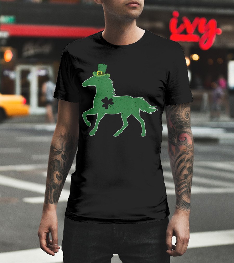Funny Green Horse With Shamrock St Patrick's Day T-Shirt