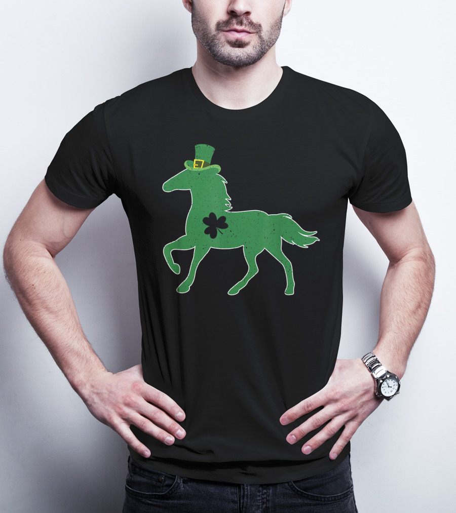 Funny Green Horse With Shamrock St Patrick's Day T-Shirt