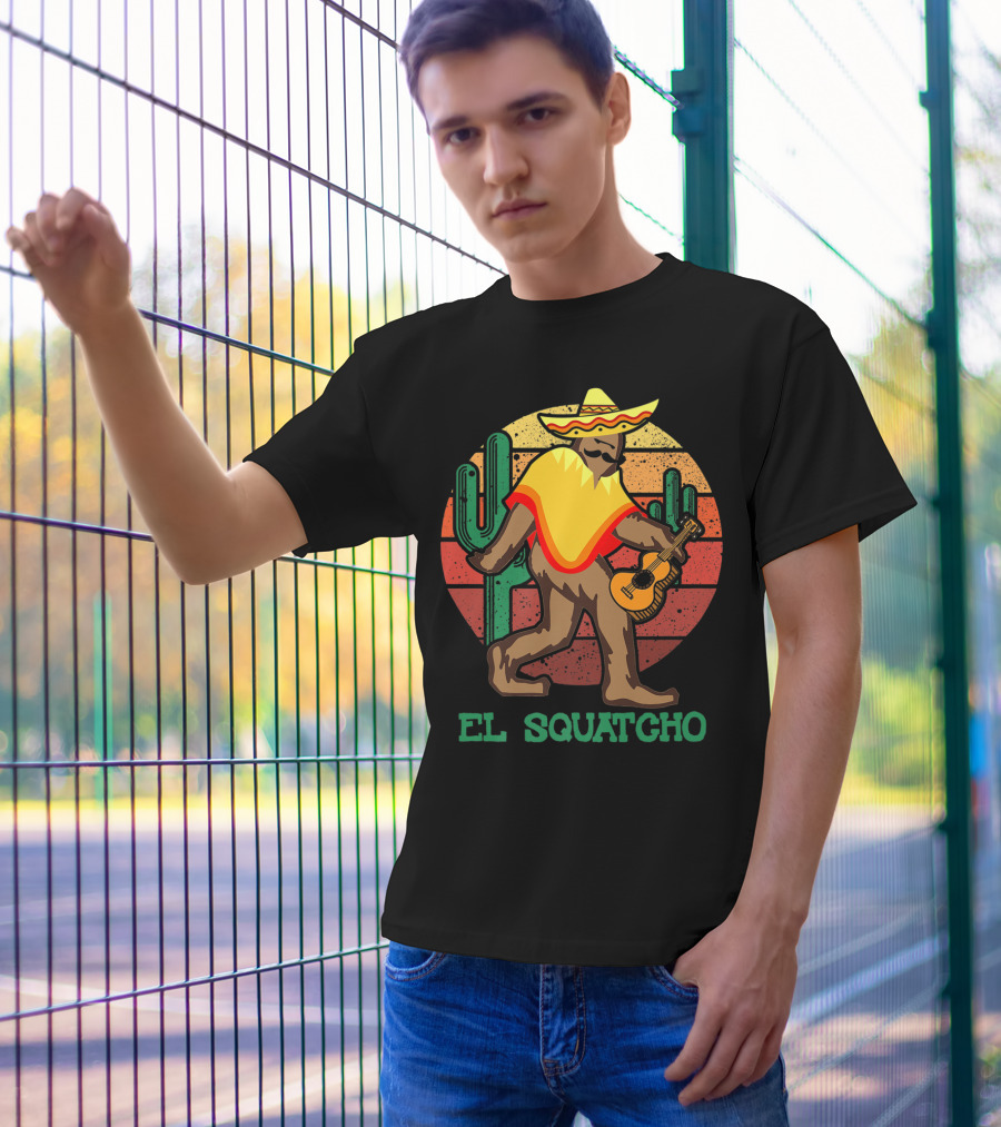 El Squatcho Mexican Sasquatch Bigfoot Cinco De Mayo Cactus Sunset Sombrero Guitar T-Shirt