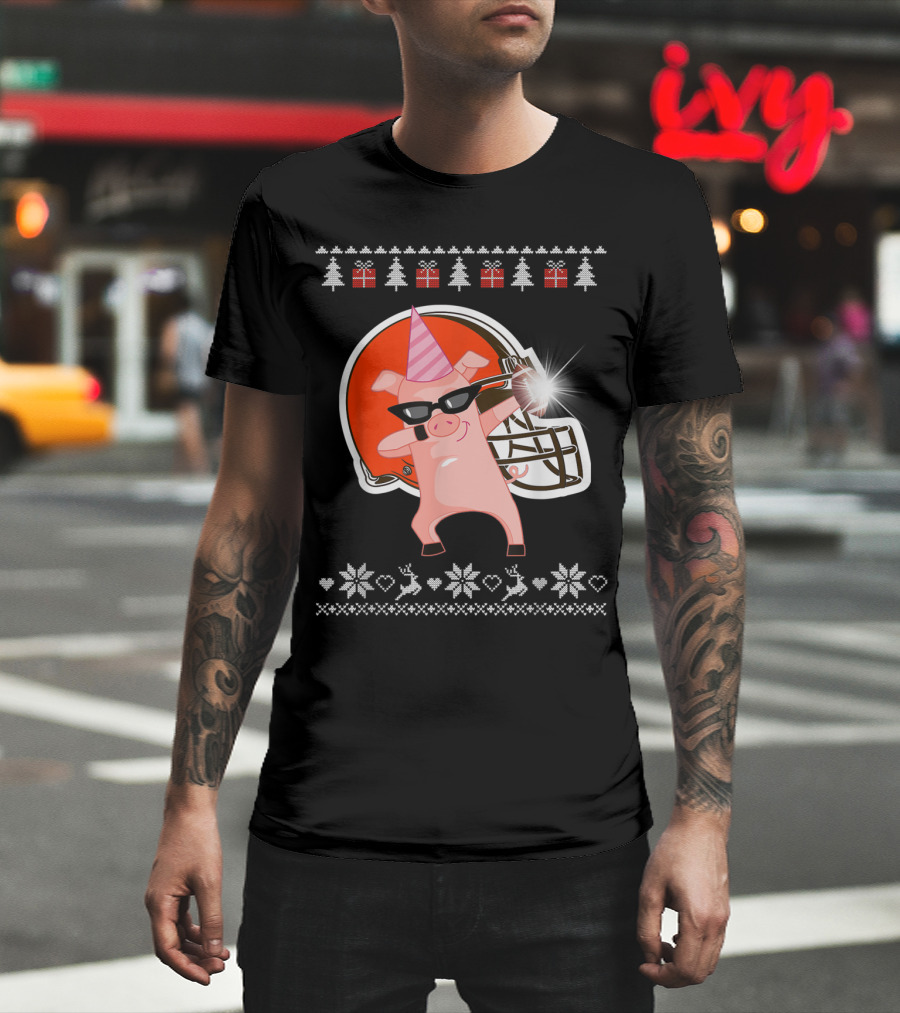 Merry Christmas Pig Dabbing Football Team Santa Hat Sunglasses Christmas Tree Reindeer Snowflakes T-Shirt