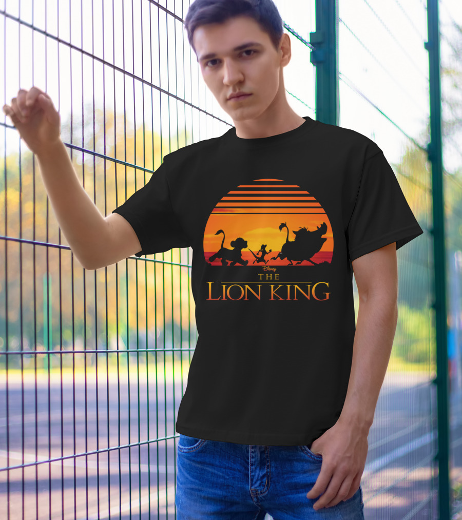 Disney The Lion King Classic Sunset Simba Timon Pumbaa T-Shirt