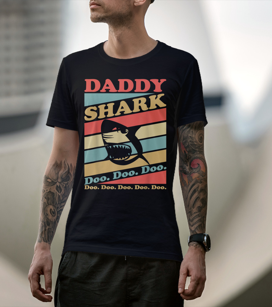 DADDY SHARK Doo Doo Doo Doo Doo Doo Retro Vintage Stripes T-Shirt