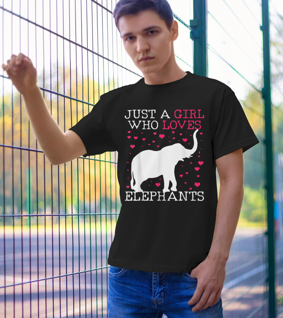 Just A Girl Who Loves Elephants With Heart Graphics T-Shirt
