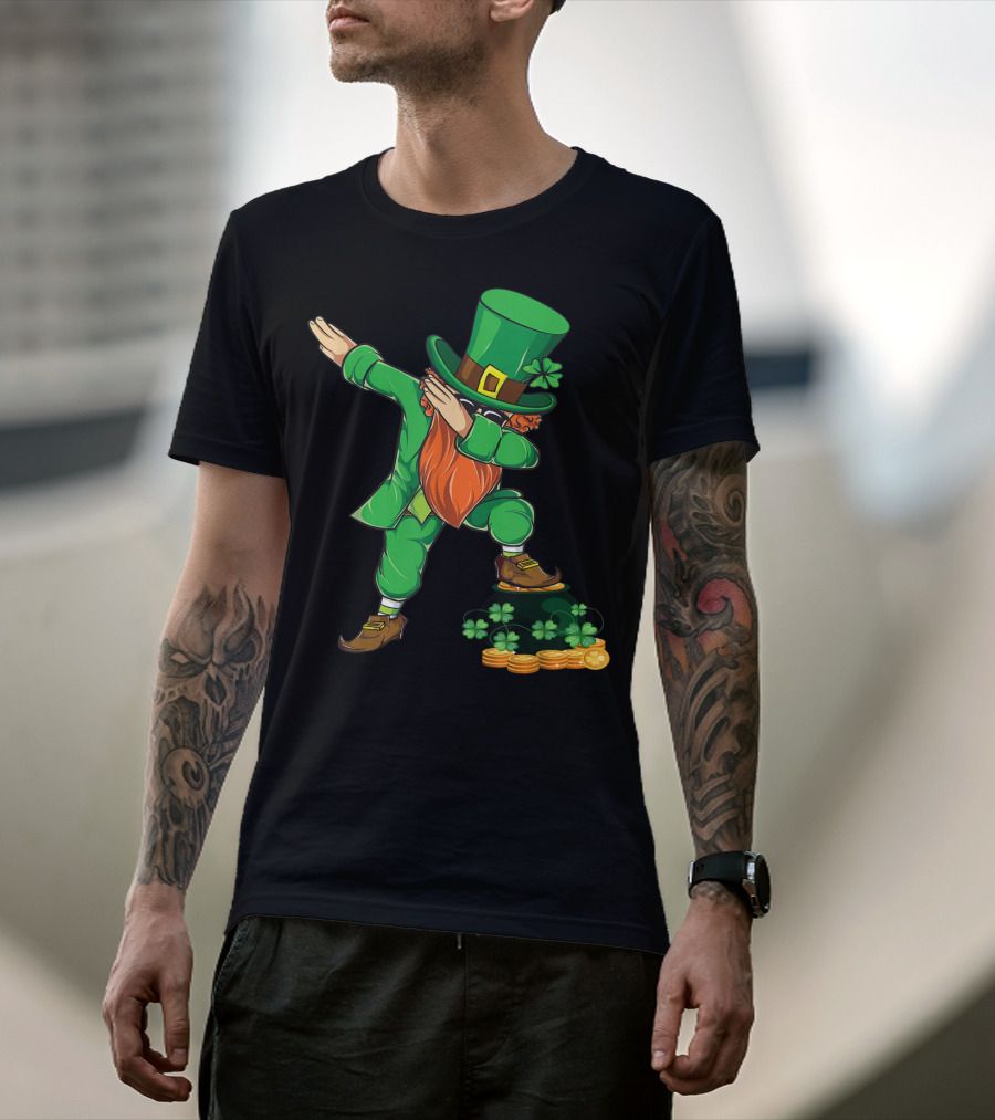St Patricks Day Dabbing Leprechaun With Shamrocks And Gold Coins T-Shirt