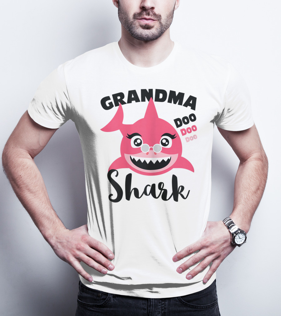 Grandma Shark Doo Doo Doo Pink Shark With Glasses T-Shirt
