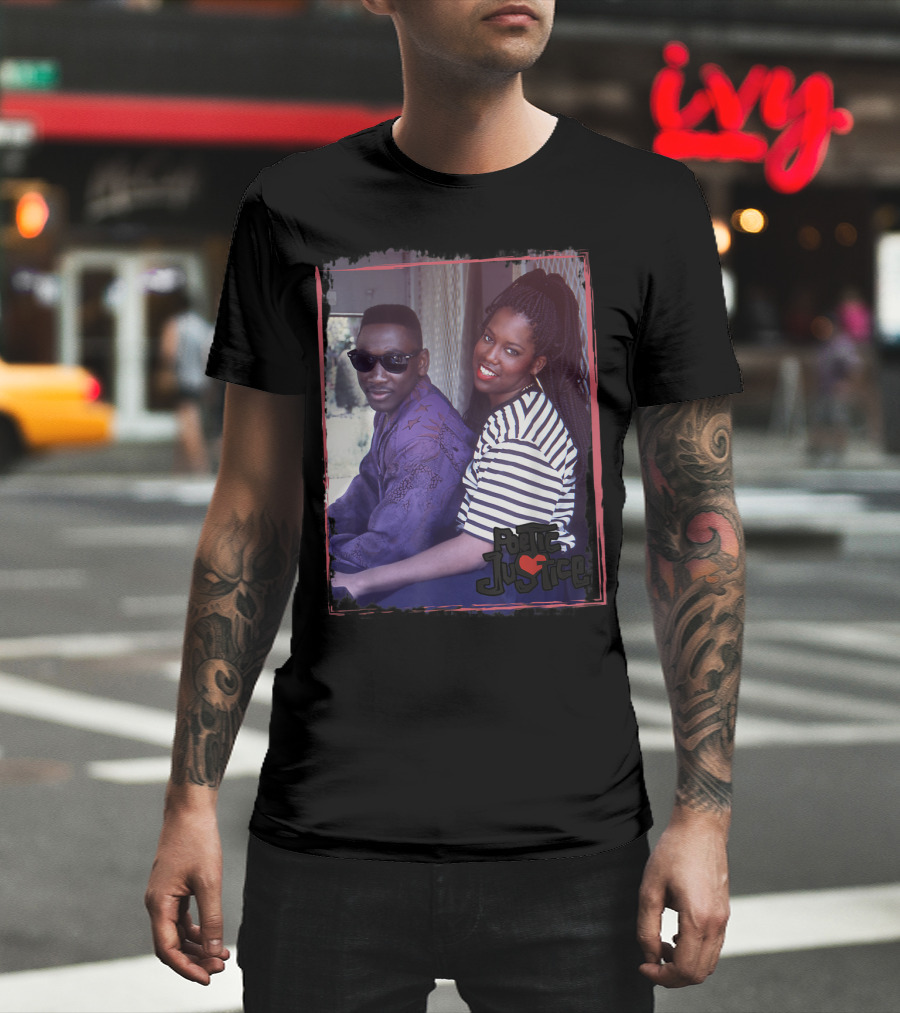 Poetic Justice Photograph With Iesha And Chicago Sitting Together T-Shirt