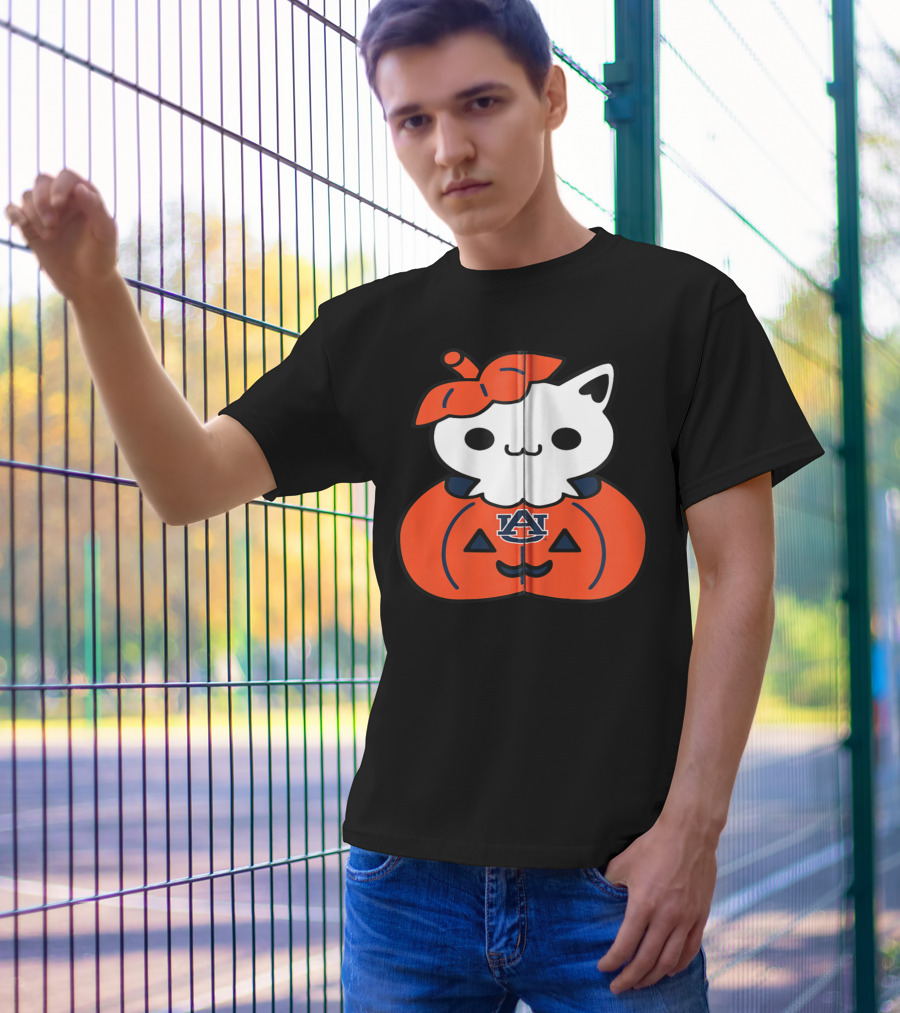 Auburn Tigers Cat In Pumpkin Halloween T-Shirt