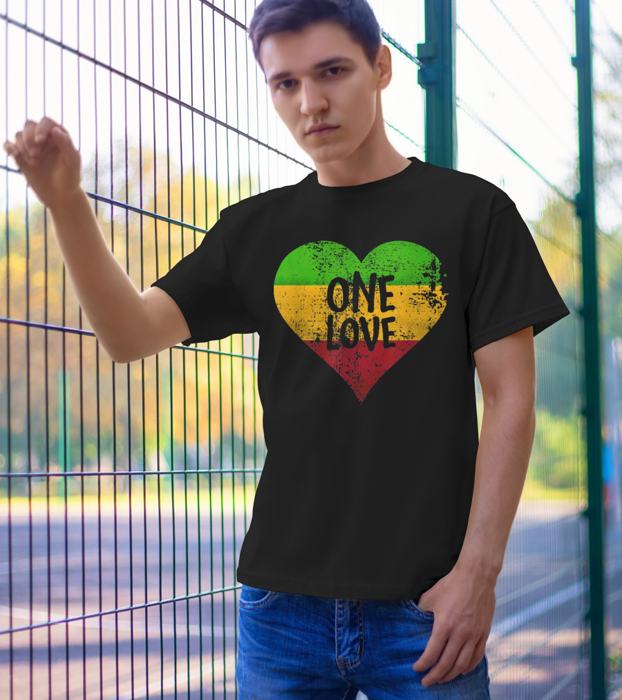 One Love Heart Rastafari Colors Jamaica T-Shirt