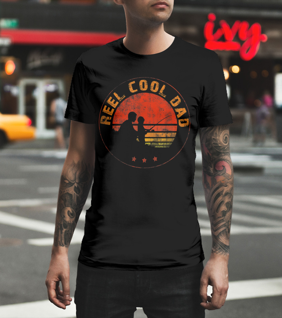 Reel Cool Dad Fishing Daddy Vintage Retro Sunset T-Shirt