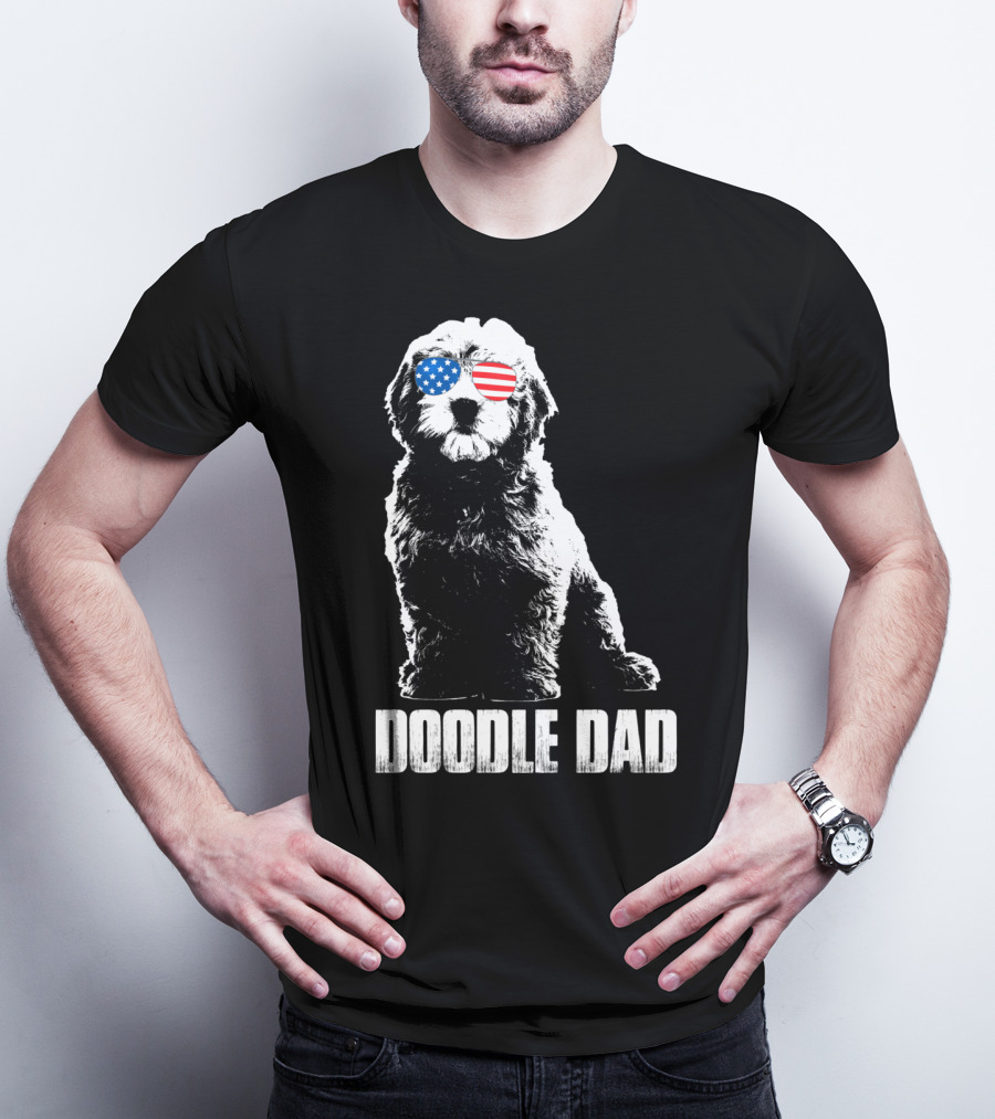 Doodle Dad Goldendoodle Vintage Patriotic American Flag Sunglasses T-Shirt