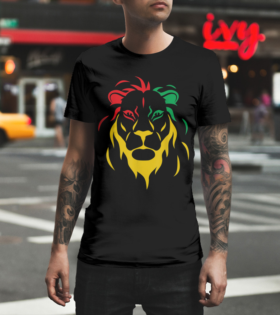Rastafari Reggae Lion Head In Rasta Colors T-Shirt