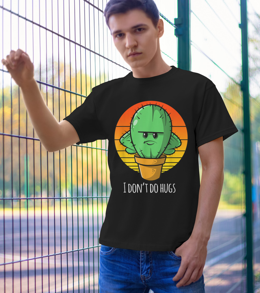 I Don't Do Hugs Funny Cactus Retro Sunset T-Shirt